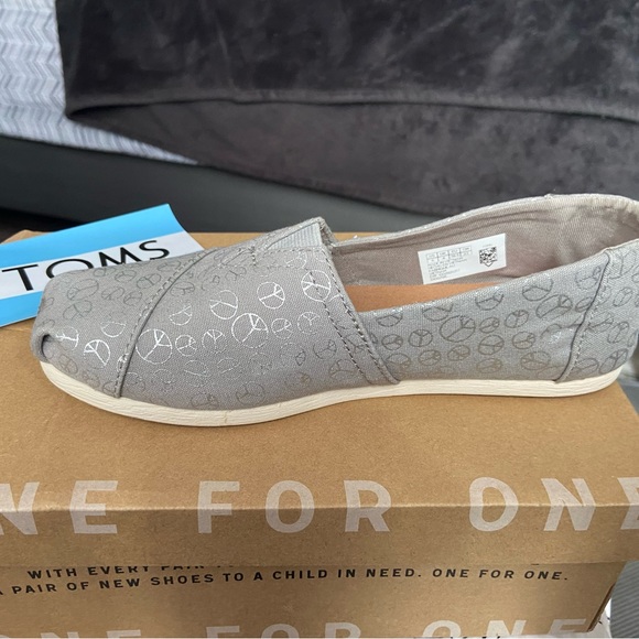 Toms | Shoes | Toms Peace Sign And Grey Symbol | Poshmark